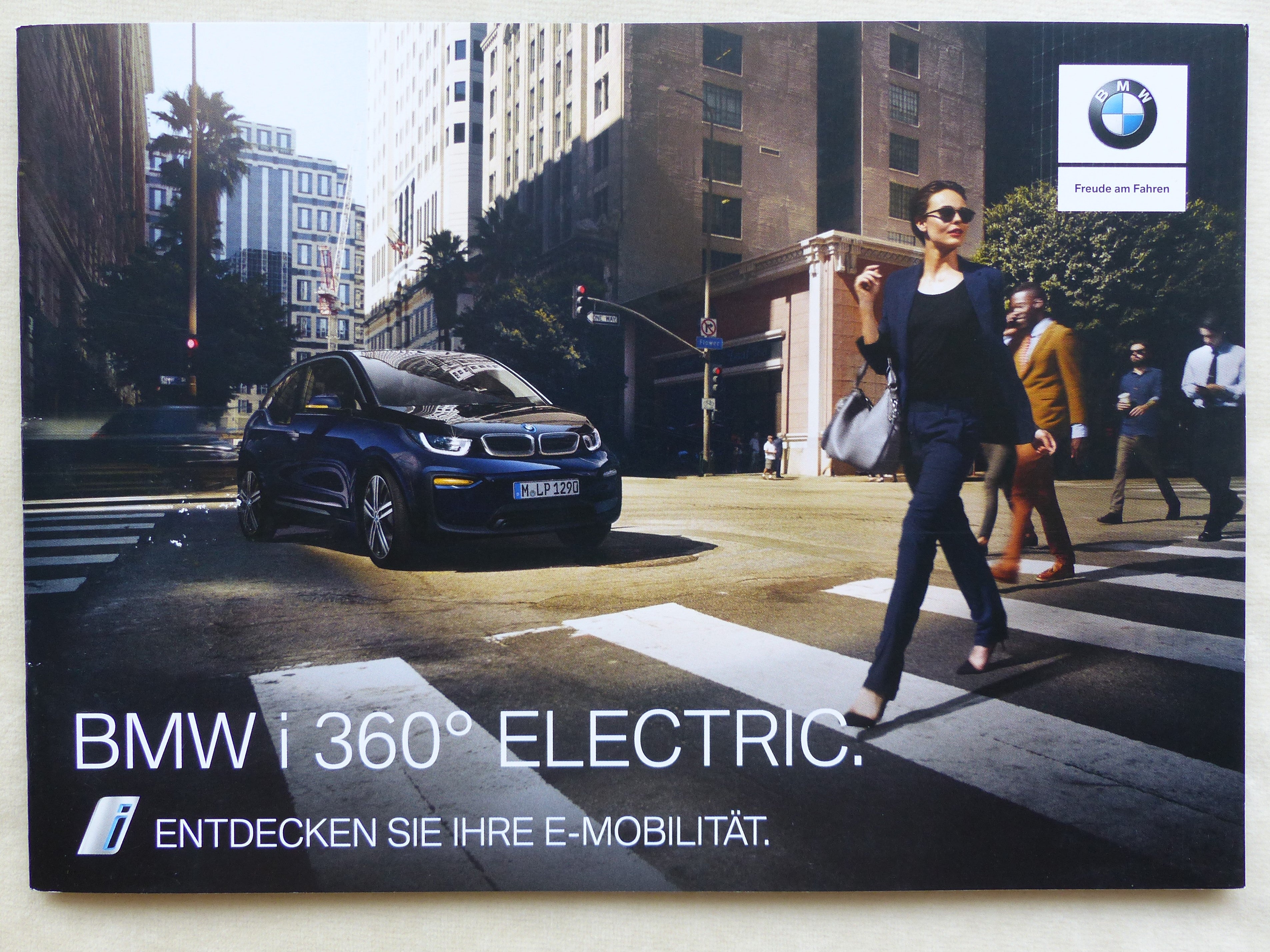 BMW i 360° Electric E-Mobilität eDrive i3 i8 7er - Prospekt Brochure 2 ...